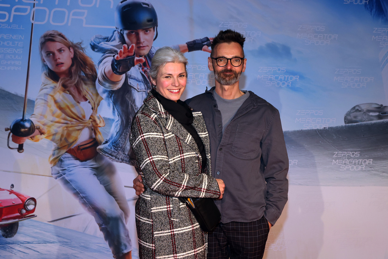 IN BEELD. Veerle Baetens poseert voor het eerst met dochter op première ...