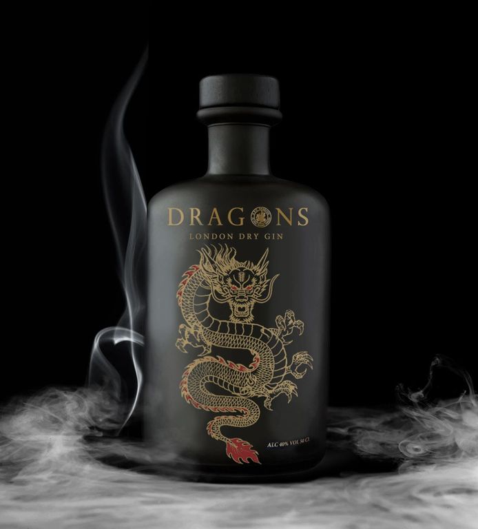 KHC Dragons lanceert eigen gin: “Een ingrediënt moést erin natuurlijk ...