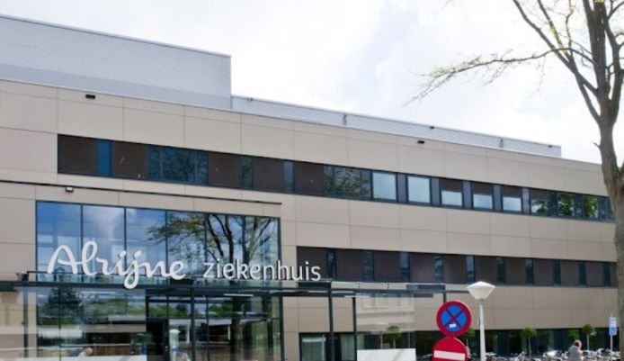 Leegstaand kantoor Alrijne Ziekenhuis in gebruik als noodopvang Oekraïense vluchtelingen ...