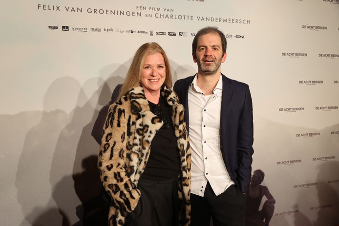 IN BEELD. Cast van ‘Zillion’ keurt ‘De Acht Bergen’ | BV | hln.be