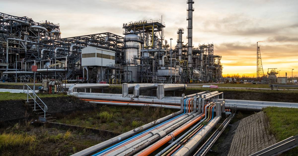 Technisch incident bij Shell Moerdijk loopt met sisser af | Moerdijk ...