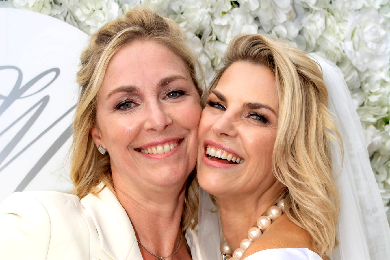 Oudste zus van Tanja Dexters over leven met partner met jongdementie: “Soms verlies ik mijn ...