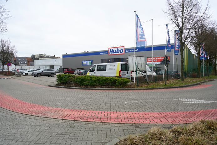 Bouwproject met nieuwe Albert Heijn- en Hubo-vestiging aan Processieweg ...