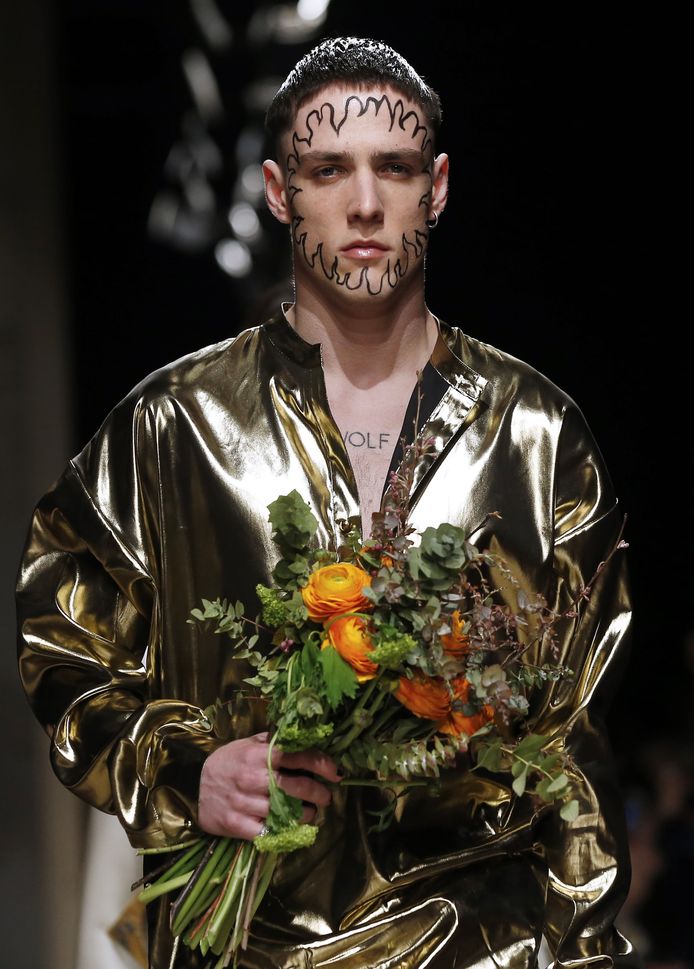 Modeontwerpster Vivienne Westwood op 81-jarige leeftijd overleden ...