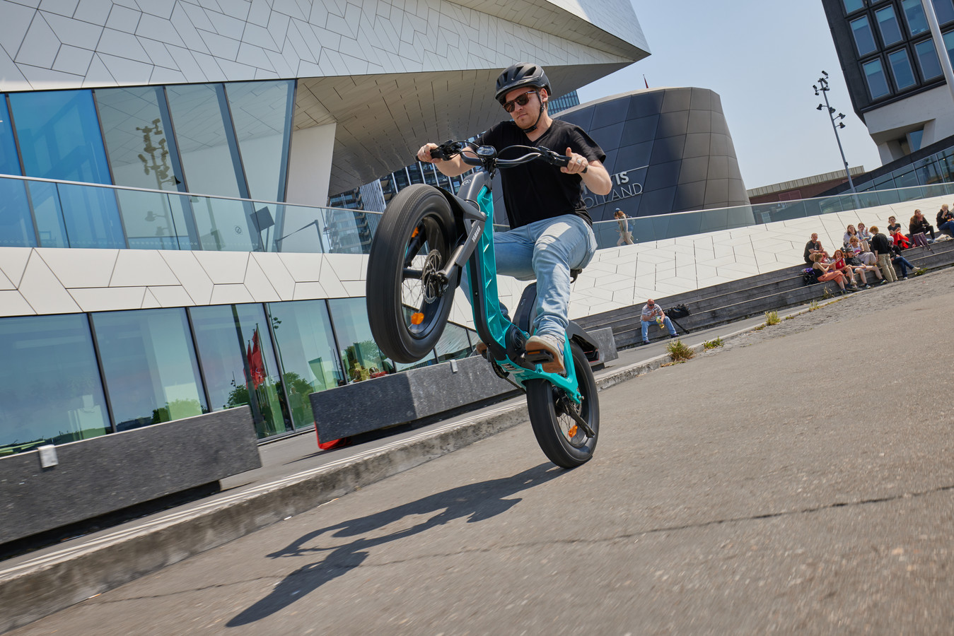 GETEST. De Yamaha Booster, een combinatie van bromfiets en e-bike ...