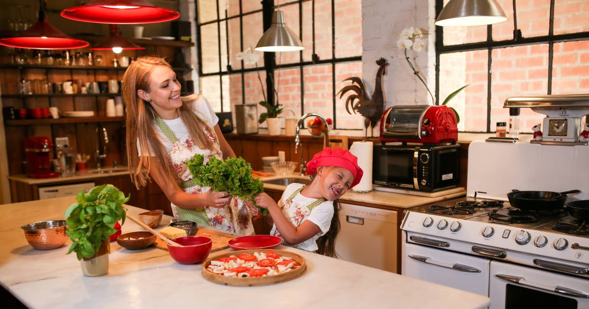 Stelling | Nu blijkt dat koken op gas vaak hetzelfde is als meeroken ...
