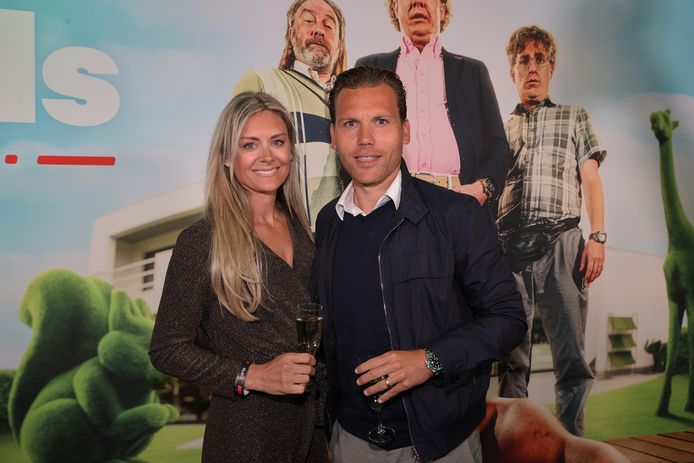 IN BEELD. Première van Streamz-reeks ‘Nonkels’ herenigt de cast van ...