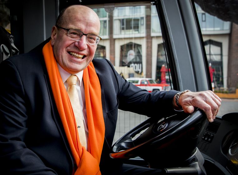 Fred Teeven gaat Oekraïense vluchtelingen naar Nederland rijden