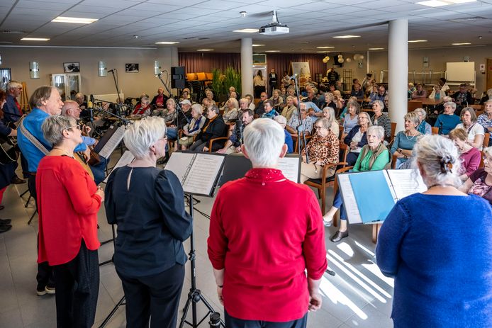 Muziekband ‘t Vertier pikt draad weer op na coronatijd met gesmaakt ...