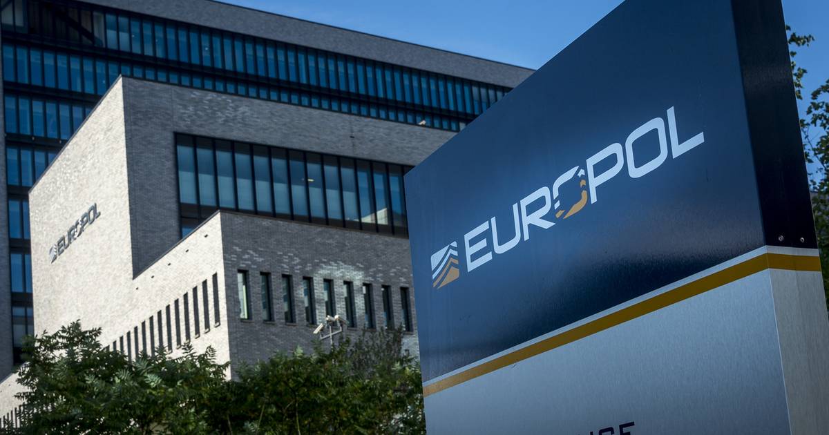 'Bouw Europol in Den Haag om tot een Europese FBI' | Buitenland | AD.nl
