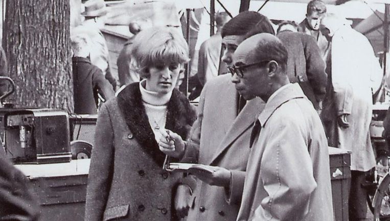 Stanley Brouwn (1935-2017): Kunstenaar van ruimte en tijd | Het Parool