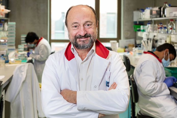 INTERVIEW. Topdokter Bart De Strooper wil met nieuw medicijn alzheimer voorkomen: “Tegen eind ...