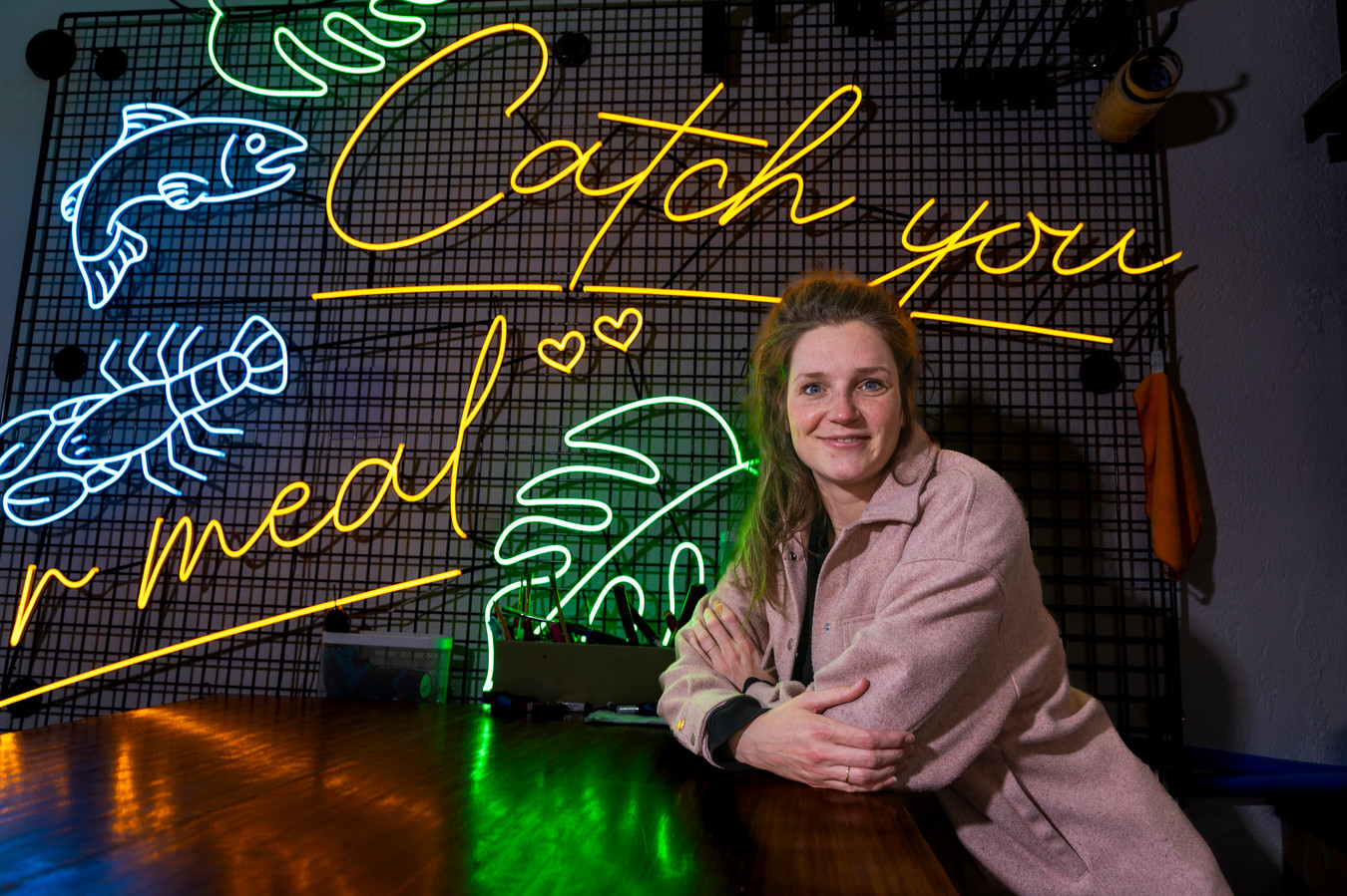 Van schuurtje tot schijnwerper: de neonlampen van Kelly (32) veroveren ...