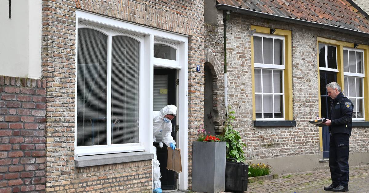 Politie tast in het duister over wie er achter gewelddadige woningoverval in Grave zitten ...