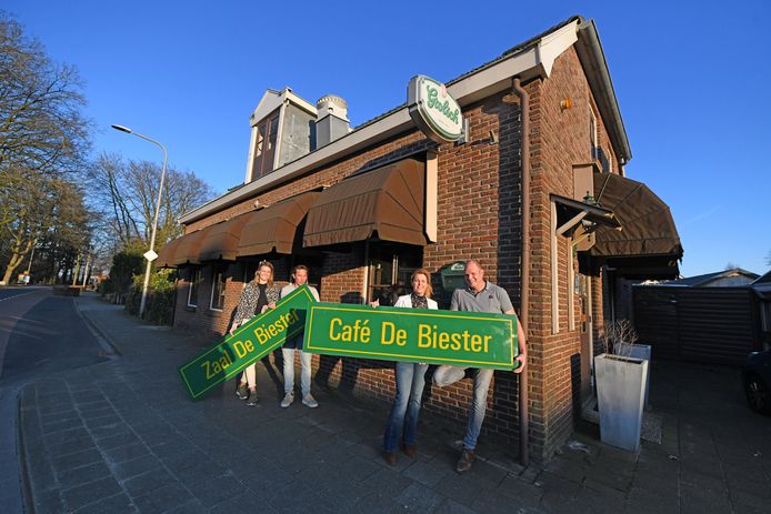 Buurt verzet zich, maar eigenaren willen café in Haaksbergen toch echt ...