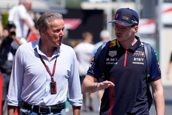 Max Verstappen twijfelt in sprintweekend opnieuw over toekomst: “Soms ...
