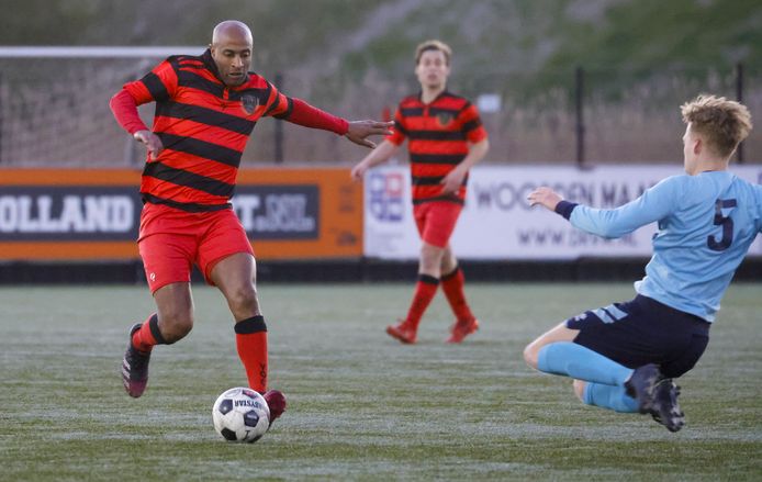 Jong (16) en oud (40) leiden VOC naar winst: ‘Ze maken grapjes over ons ...