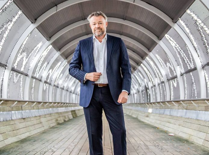 WNL-omroepbaas Bert Huisjes legt werk tijdelijk neer na aantijgingen grensoverschrijdend gedrag ...