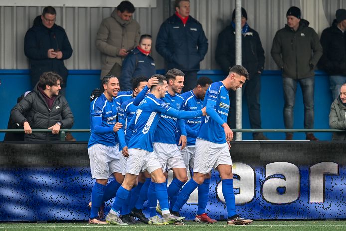 GVVV gaat na overwinning op hekkensluiter weer alleen aan kop in derde ...
