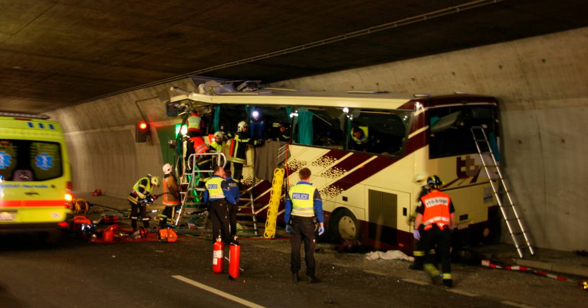 Busramp Sierre: Ouders denken dat chauffeur opzettelijk tegen muur reed ...