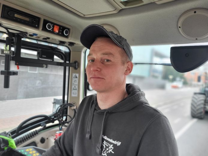 Raf Nagels (40) uit Alken is één van de protesterende boeren in Brussel ...