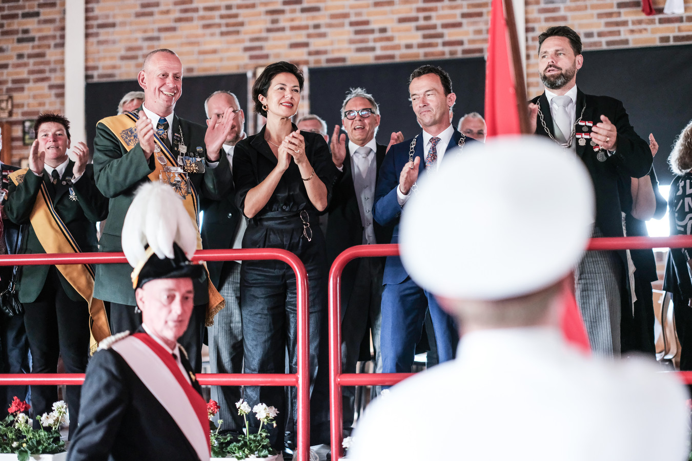 Staatssecretaris Uslu bezoekt Lobithse kermis om haar visie op ...