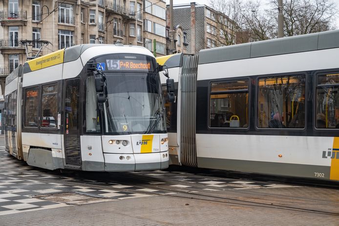 Ontspoorde tram veroorzaakt 3 uur lang hinder op verschillende lijnen ...