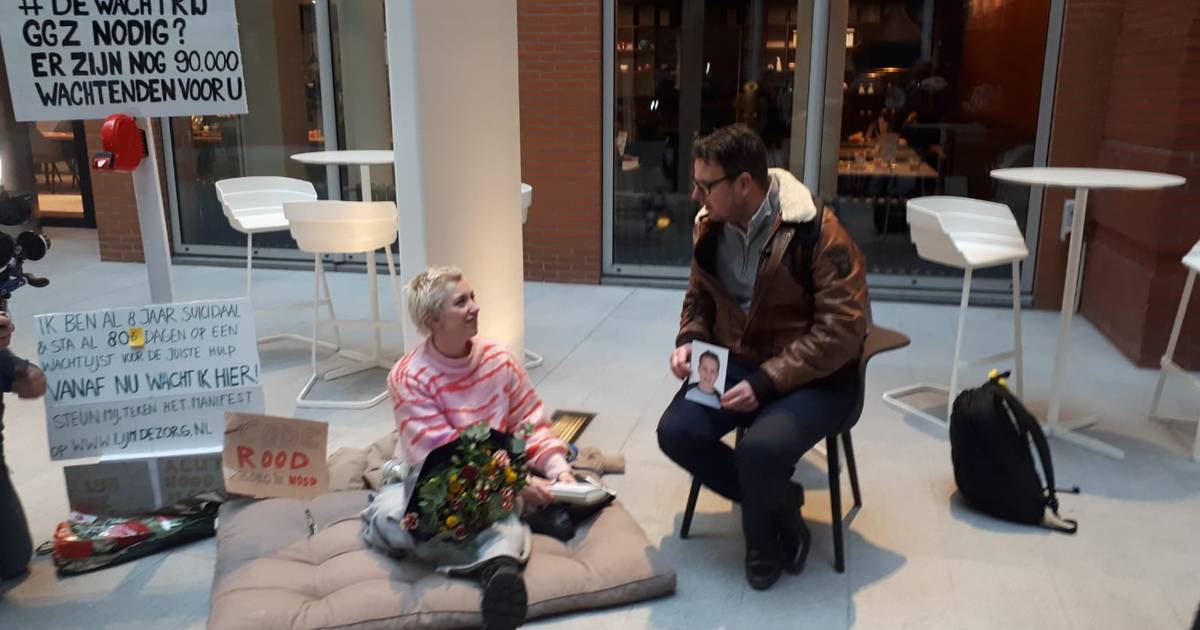 Ouders Hoenderloo Groep houden stille mars en steunen Charlotte Bouwman ...