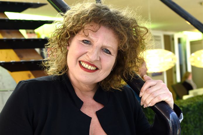 Baantjer-actrice Wimie Wilhelm (62), ook regisseur van Richard ...