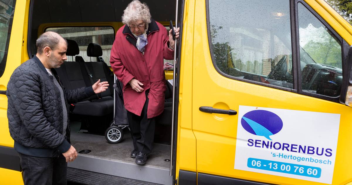 Nieuwe Seniorenbus Den Bosch komt dichterbij dankzij jarige ANWB | 's ...