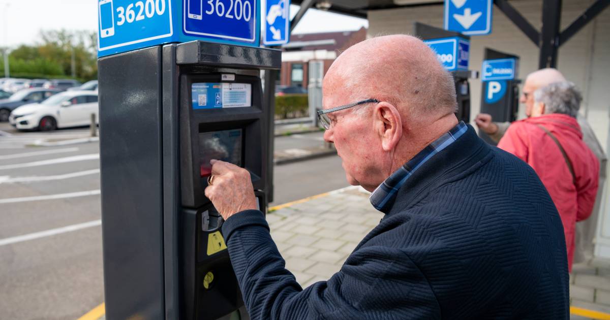 Parkeren in Sluis wordt flink duurder: wat vinden ondernemers, bezoekers en bewoners daarvan ...