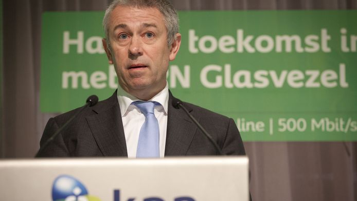 Omzet van KPN duikt onder de 7 miljard, winst daalt | Economie | AD.nl