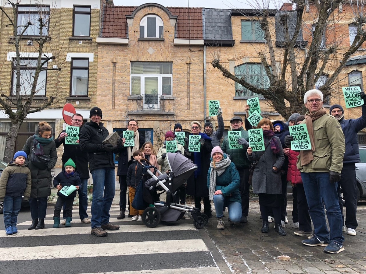 Hoe een kassei symbool staat voor protest tegen het circulatieplan in ... Hoe een kassei symbool staat voor protest tegen het circulatieplan in ...