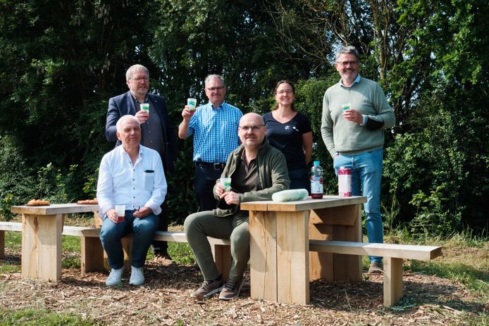 Landschapsperrons langs IJzerenweg geven biodiversiteit een boost ...