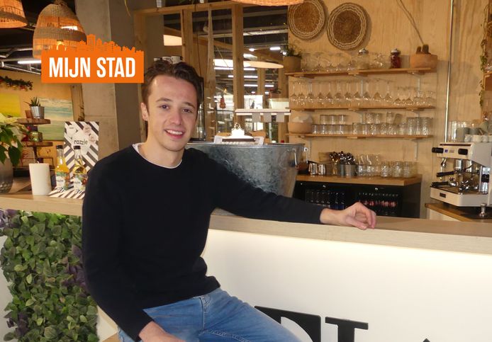 MIJN STAD. Florian Heyerick (23) van Bar Flo is de jongste barman van Deinze: “Deze zomer plan ...