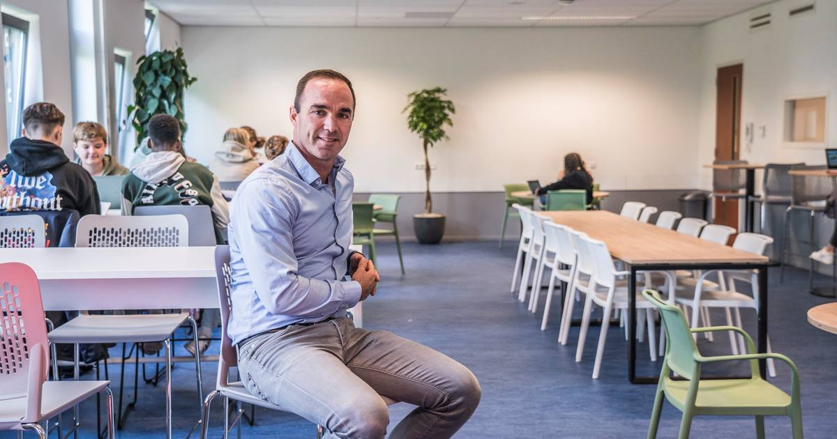 Stanislas Pijnacker groeit en gaat moderner les geven: ‘Je moet mee ...