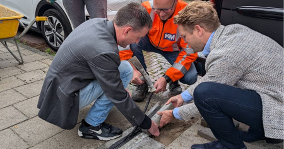 Elektrische auto's opladen zonder struikelen: Alphen test ...