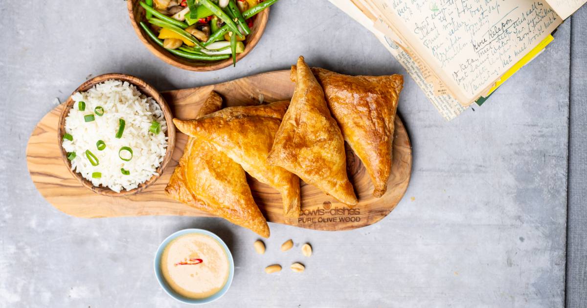 Wat Eten We Vandaag: Indische flappen met gehakt en pindadip uit de ...