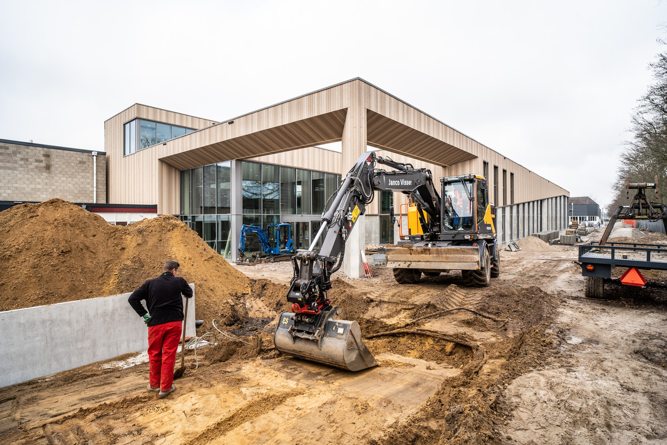 Nieuw zwembad op Arnhems sportcentrum Valkenhuizen later open vanwege ...