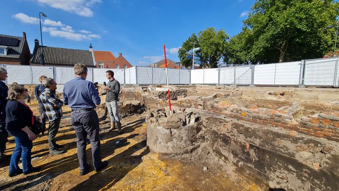 Vondst in Gemert ‘waar archeologen hun vingers bij aflikken’ | De Peel ...
