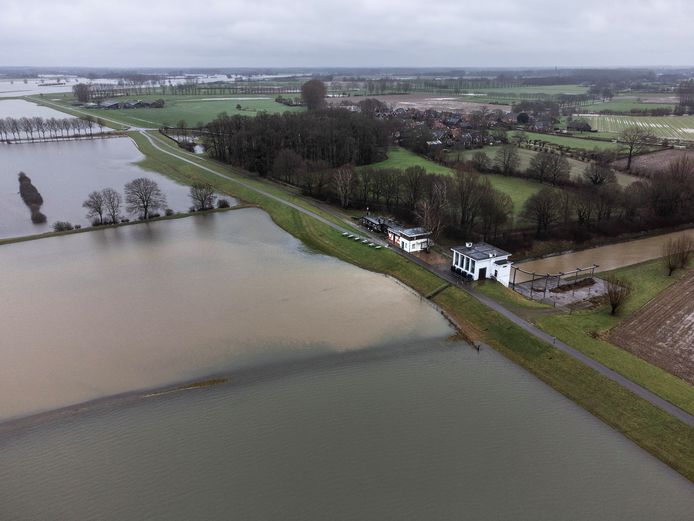 Miljoenen nodig voor opknappen van stuwen en sluizen; waterschap wil ...