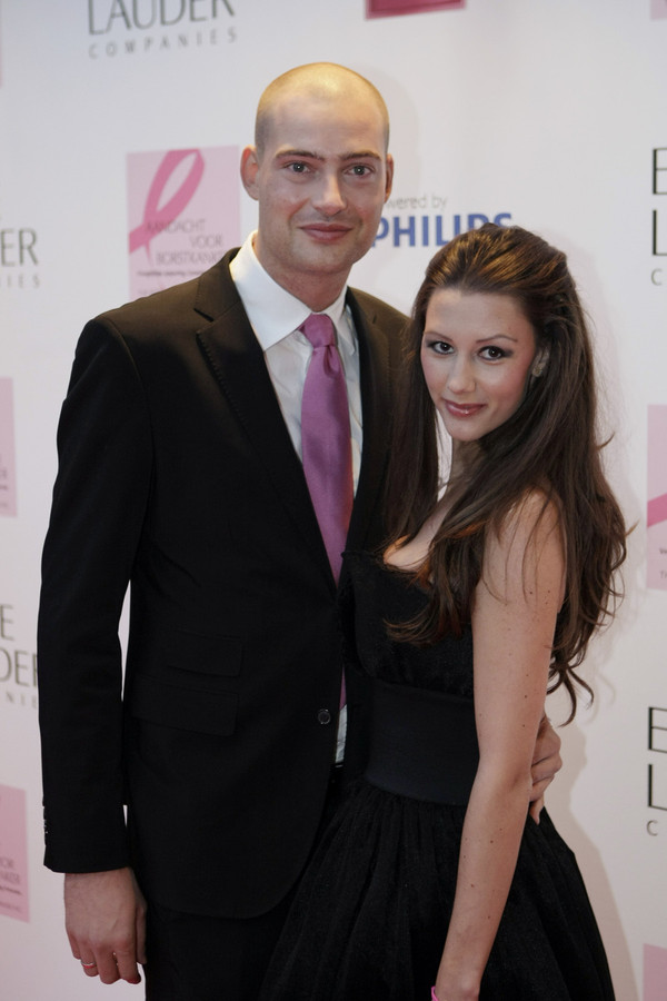 Vrouw Lange Frans en Mick Harren ruziën over lied met Holleeder | Foto ...