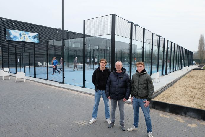 Sportcentrum ‘t Sas investeert in extra padelvelden: “Padel boomt, maar ...