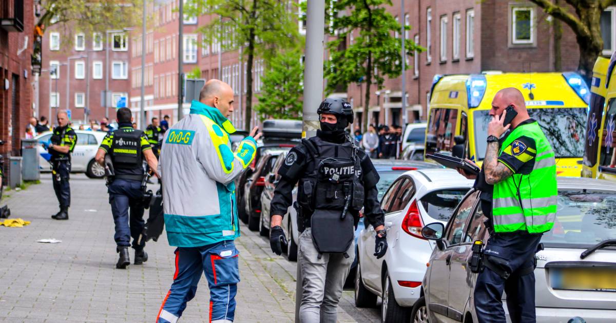 Na zoveelste ruzie schiet Rotterdammer (19) zijn stiefvader dood: ‘Ik ...