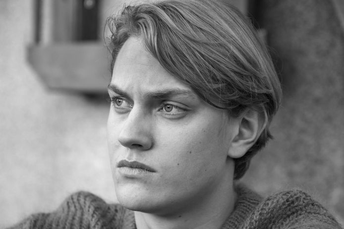 Sander (22) uit Numansdorp staat in finale van Elite Model Look ...