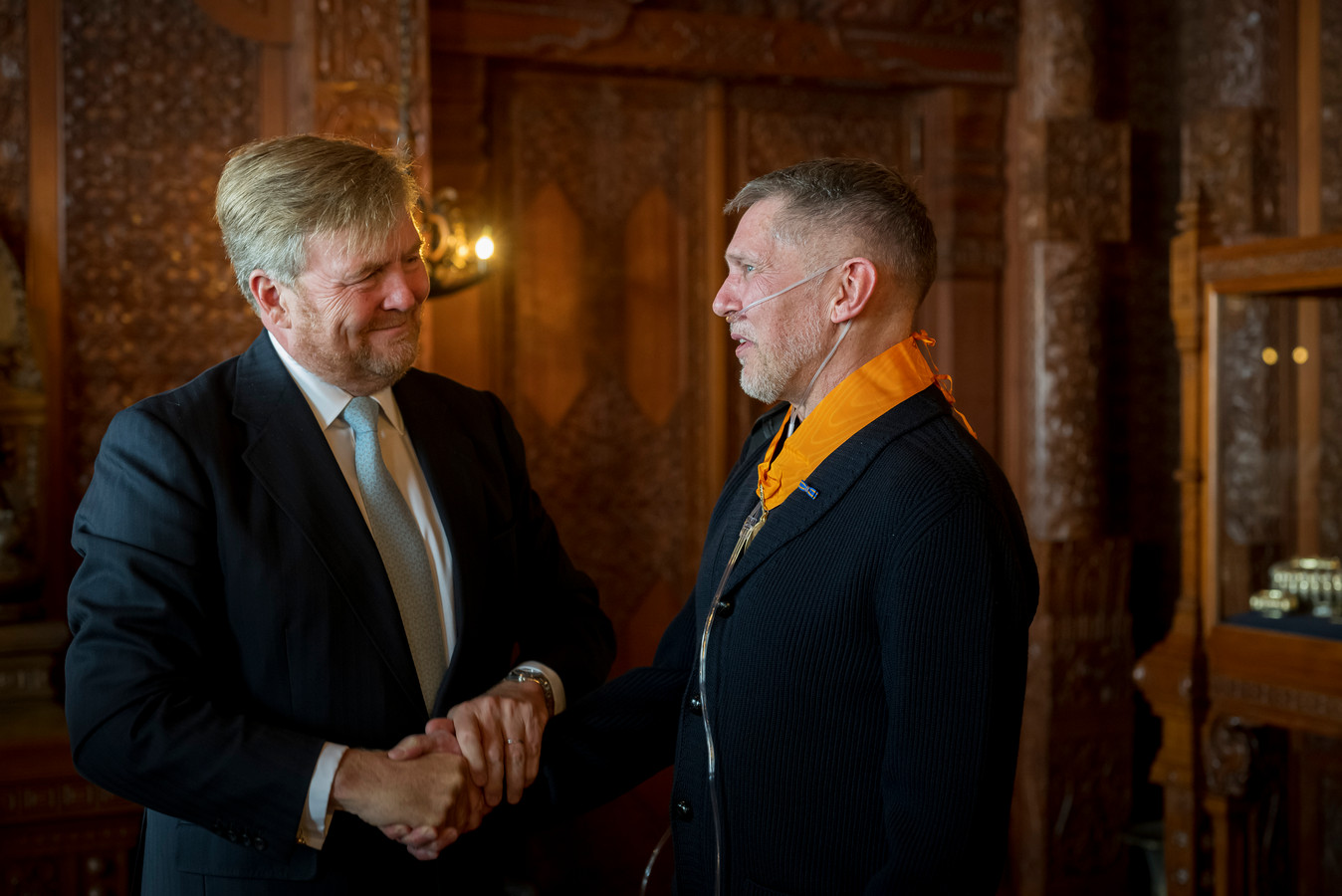 Koninklijke onderscheiding voor fotograaf Erwin Olaf | Foto | AD.nl