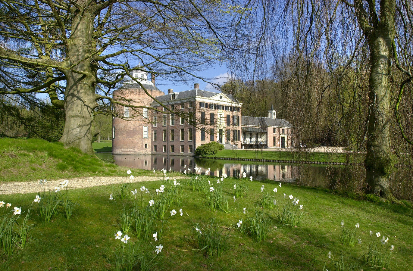 Nieuw fietspad in Rozendaal richting Posbank wordt vrijdag geopend ...