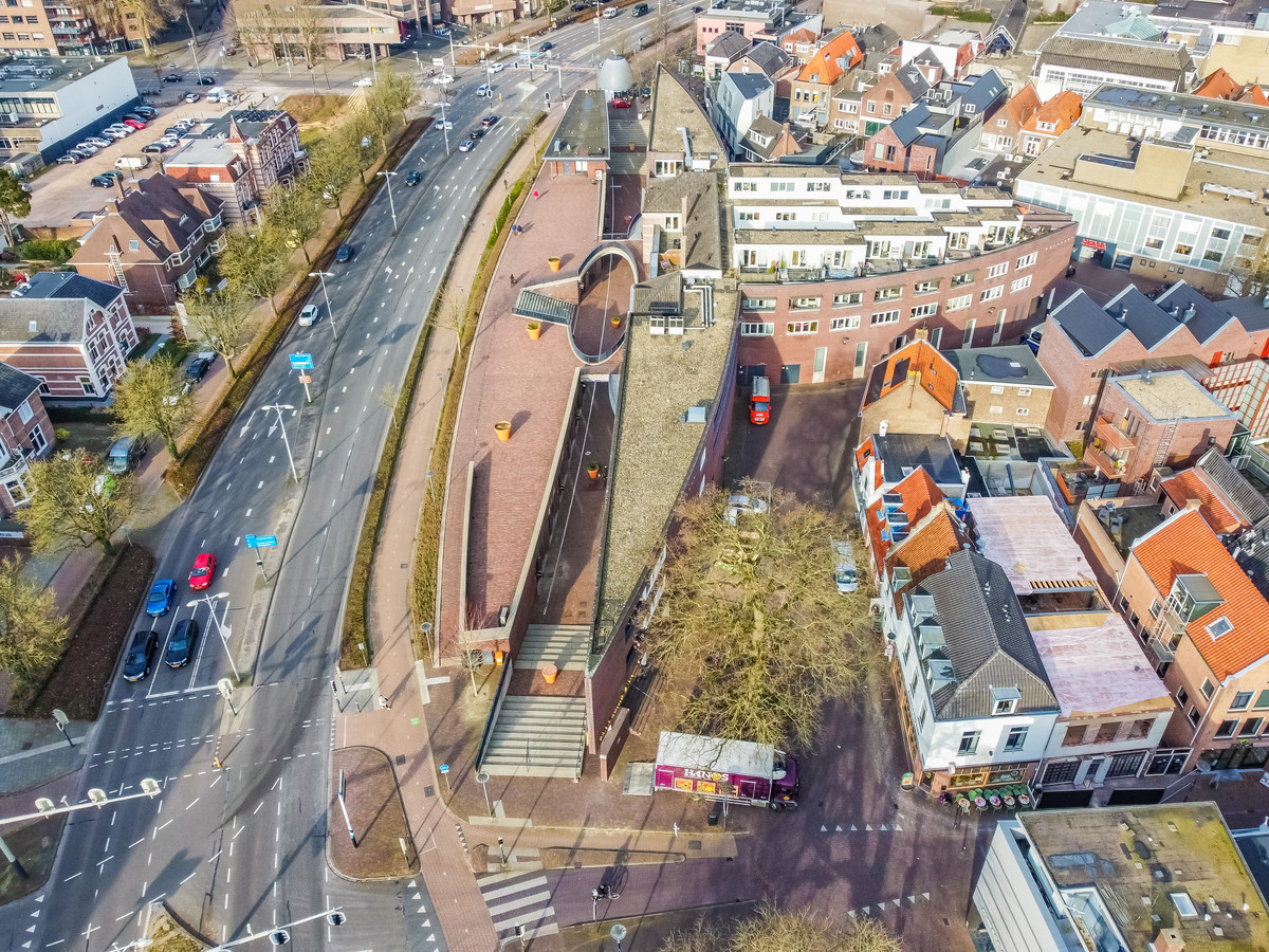 Eigenaar wil het tóch weer proberen: geen woningen, maar winkels in ...