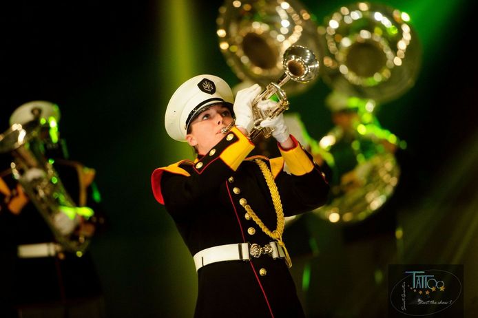 Rowanne verheugt zich op taptoe in Schiedam, die na jaren terugkeert ...