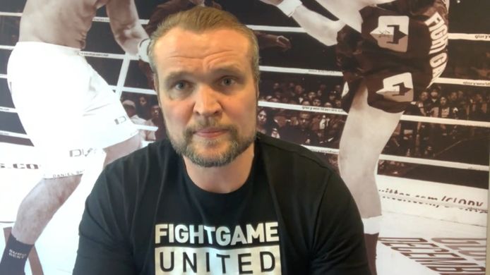 Wereldkampioen kickboksen Sem Schilt: 'Ik mag jou geen hand geven, maar ...